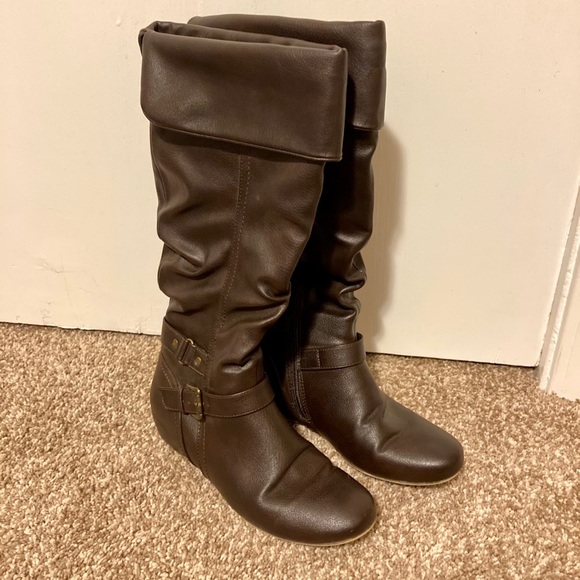 Bass | Shoes | Bass Katrina Tall Leather Boots | Poshmark